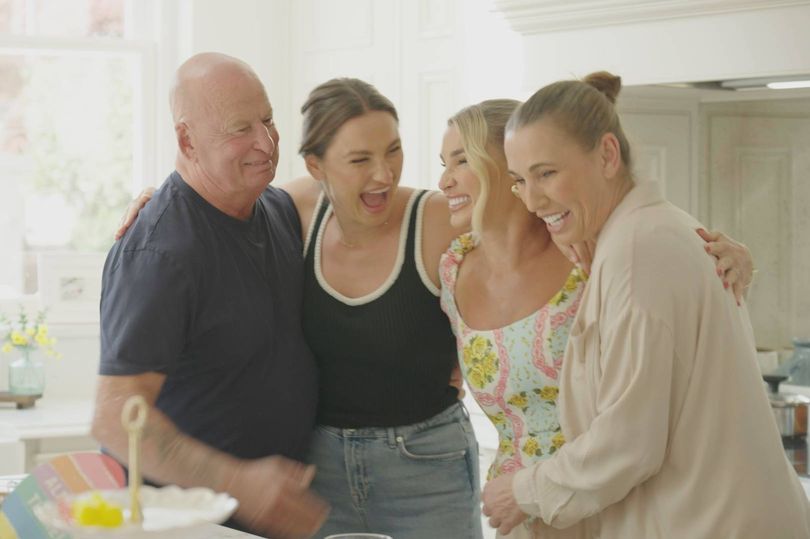 ITV share first look at Sam and Billie Sister Act as siblings team up ...