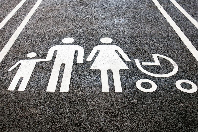Drivers warned over little-known rule for parking in Aldi, Asda and ...
