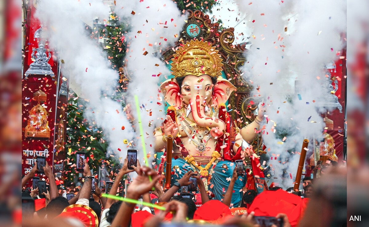 Ganesh Chaturthi 2025 Know Date Puja Timings Rituals And Fasting Rules