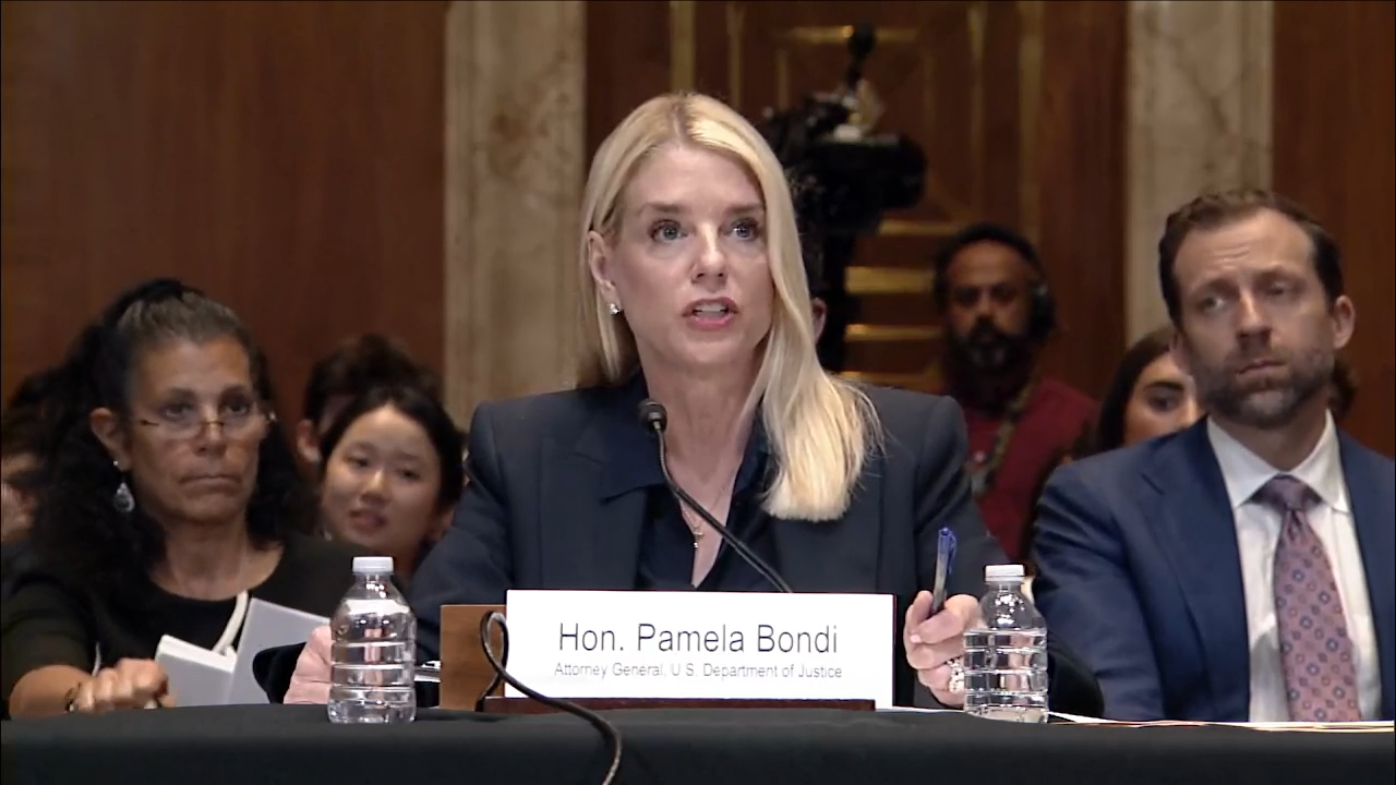 'I'm Not Gonna Talk!': Pam Bondi Crosses The Line, Outright Refuses To ...