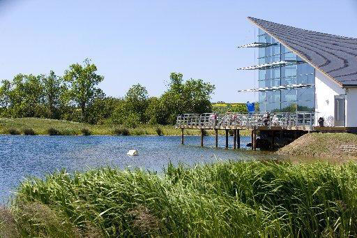 Sip, craft and create at Stanwick Lakes this summer