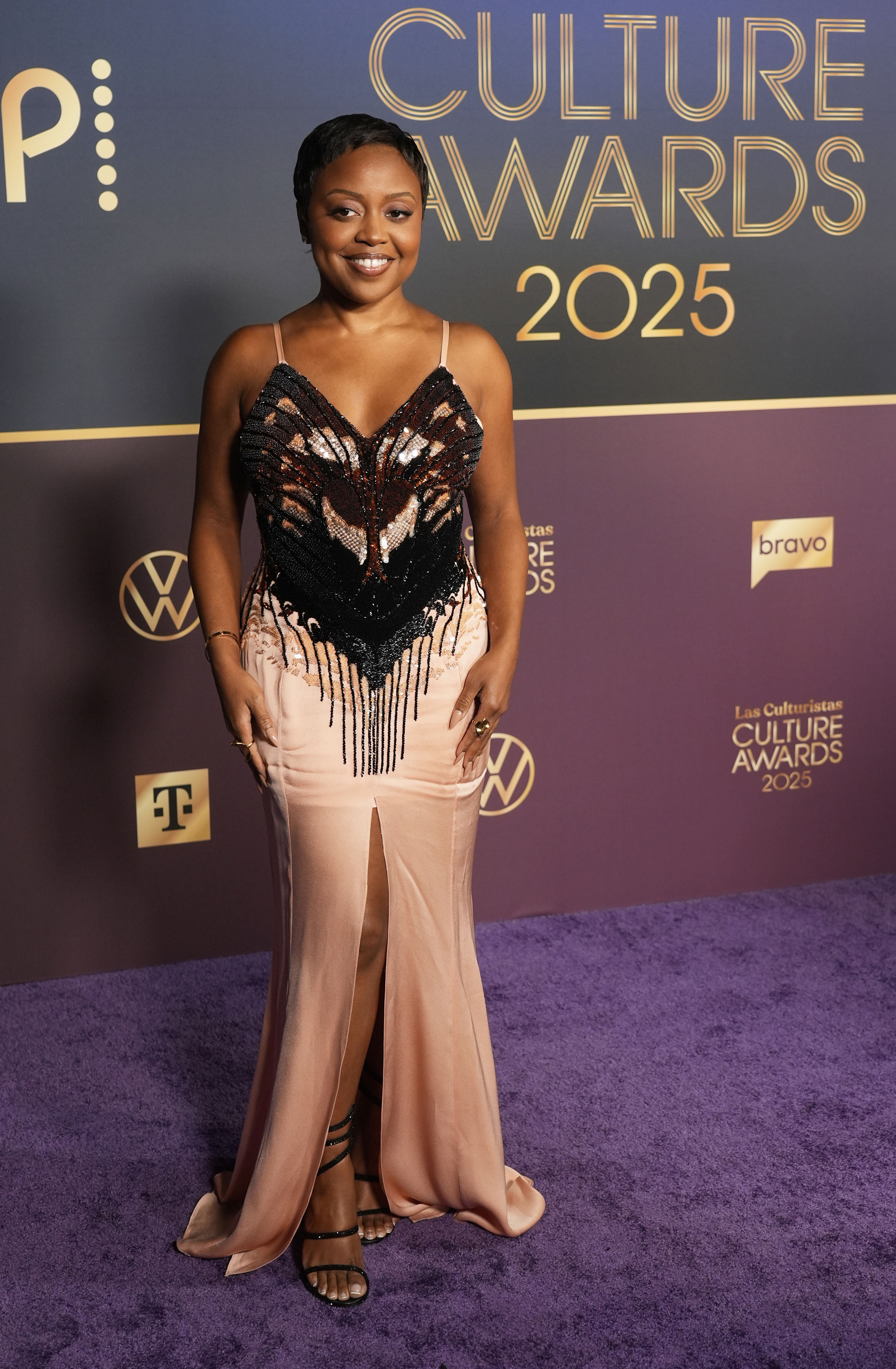 The Las Culturistas awards started as a joke. Now stars show up for it.