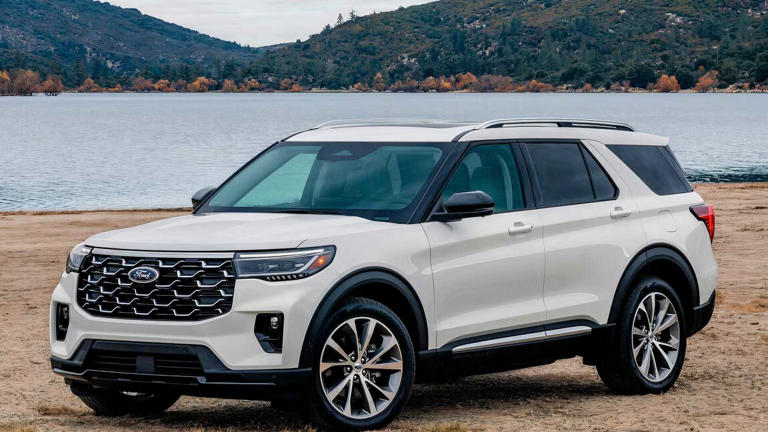 Midsize SUVs With The Best Gas Mileage In 2025 Ranked