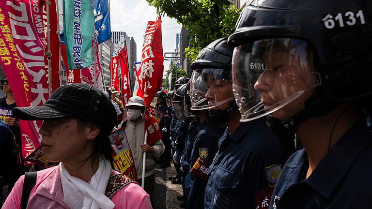 Hundreds protest nuclear weapons at Hiroshima ceremony