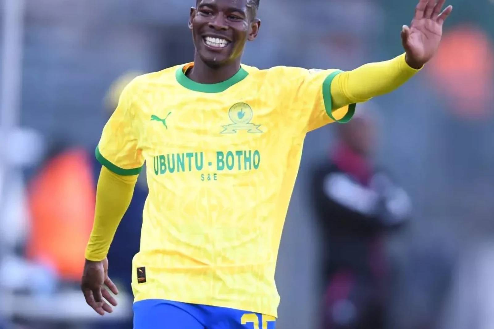 Neo Maema transfer talks progress