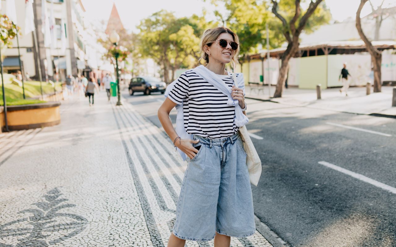 Adieu le short en jean classique : le jort long est déjà la pièce la ...
