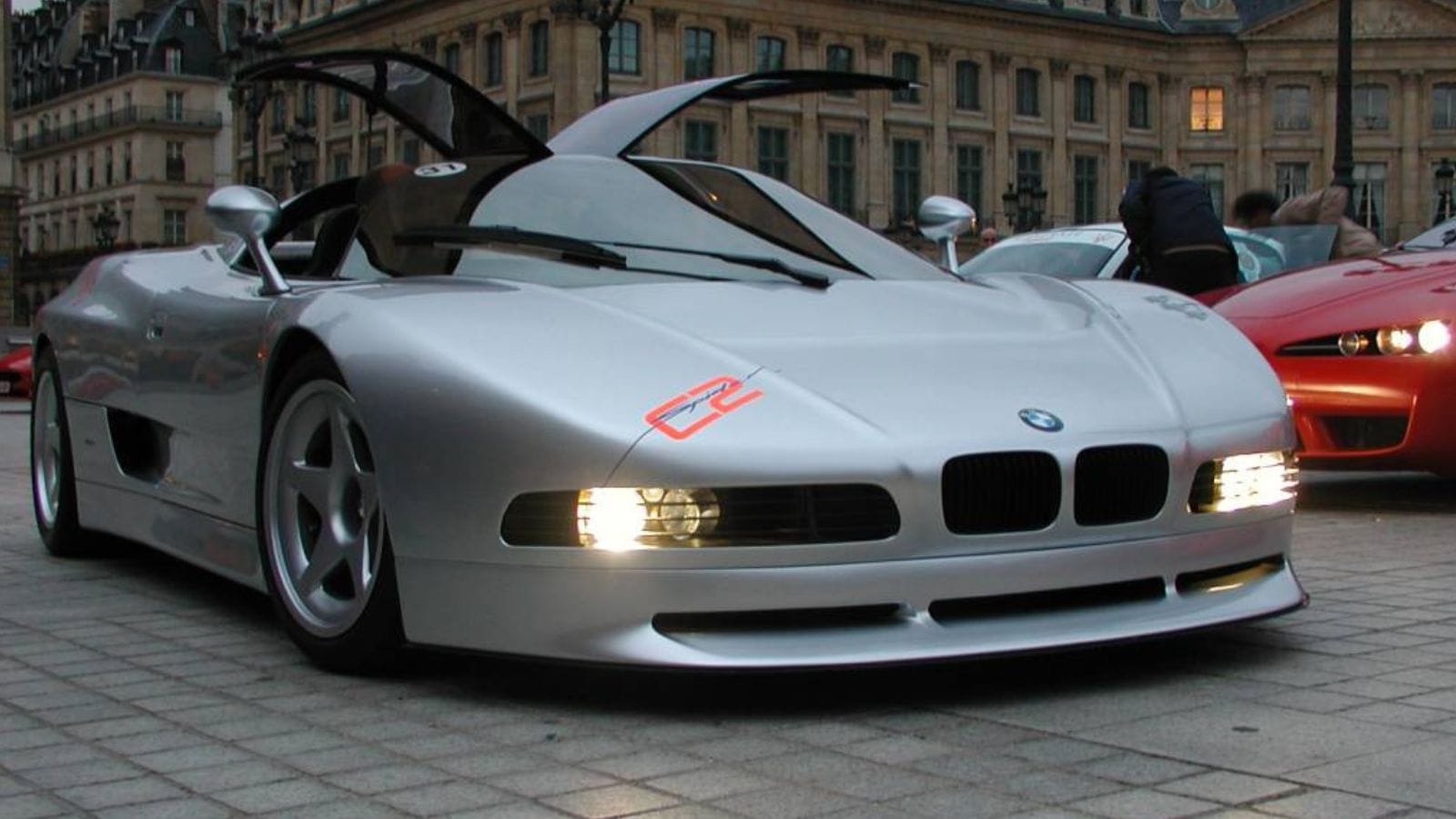 7 Wild Concept Cars That Never Made It — and 7 That Actually Hit the Road