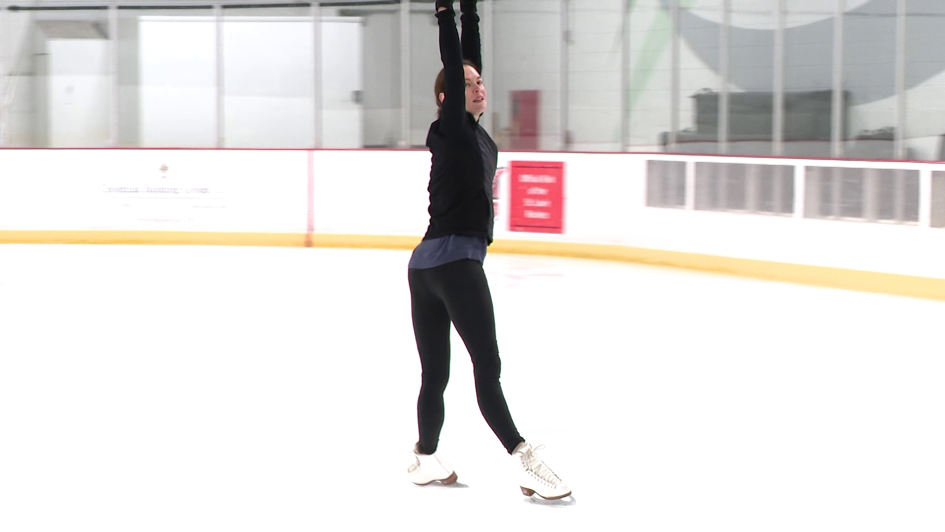 Figure skaters train ahead of US Championships in St. Louis
