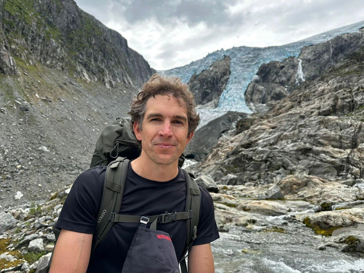 Missing hiker found alive on Norwegian glacier
