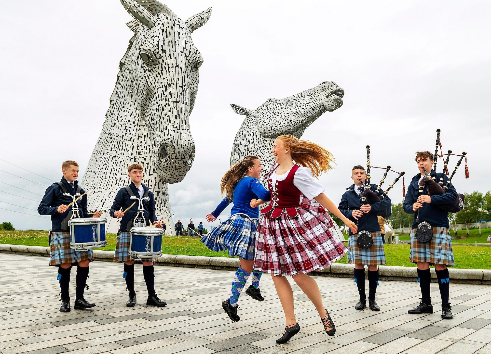 Falkirk folk can shake a hoof and dance the night away at the Kelpies ...