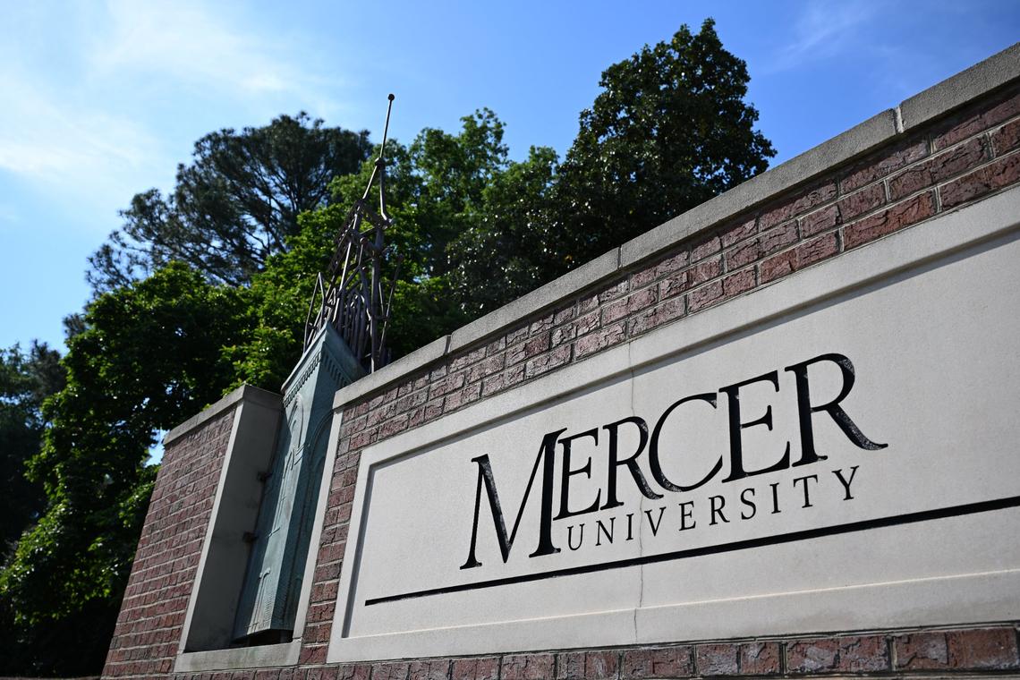 Police investigate bomb threat at Mercer welcome center. What we know.