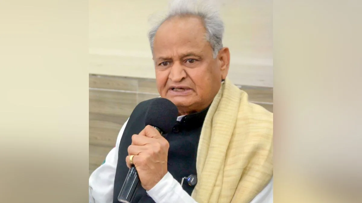 Gehlot backs Rahul Gandhi’s leadership for INDIA bloc, renews call for ...