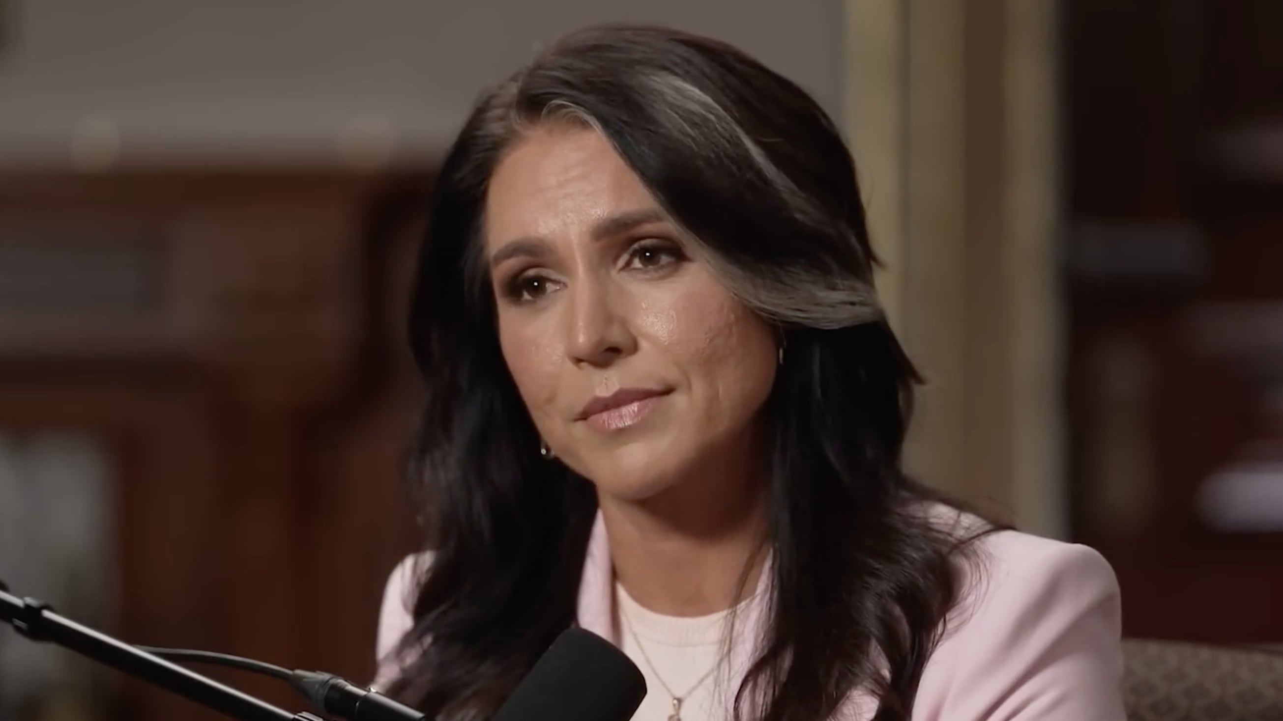 Tulsi Gabbard Goes Full ‘X-Files’ With New Conspiracy Theory