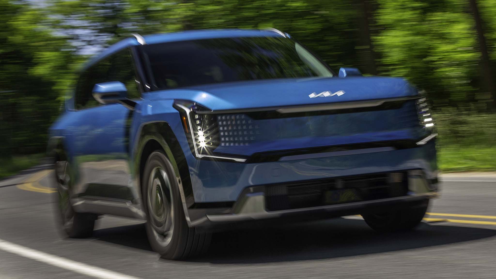 We Downloaded More Torque and New Features for Our Kia EV9. Was It ...