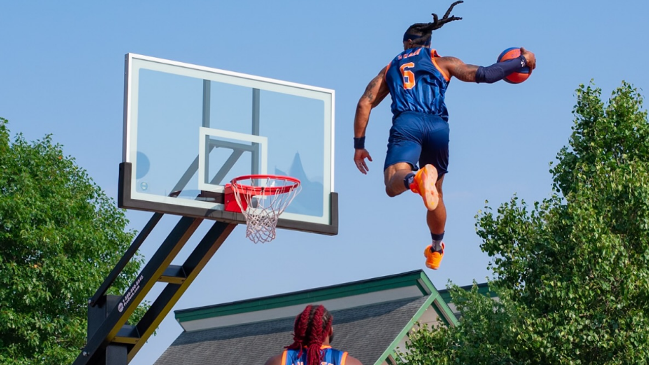 Indy dunkers bring high-flying excitement to Indiana State Fair