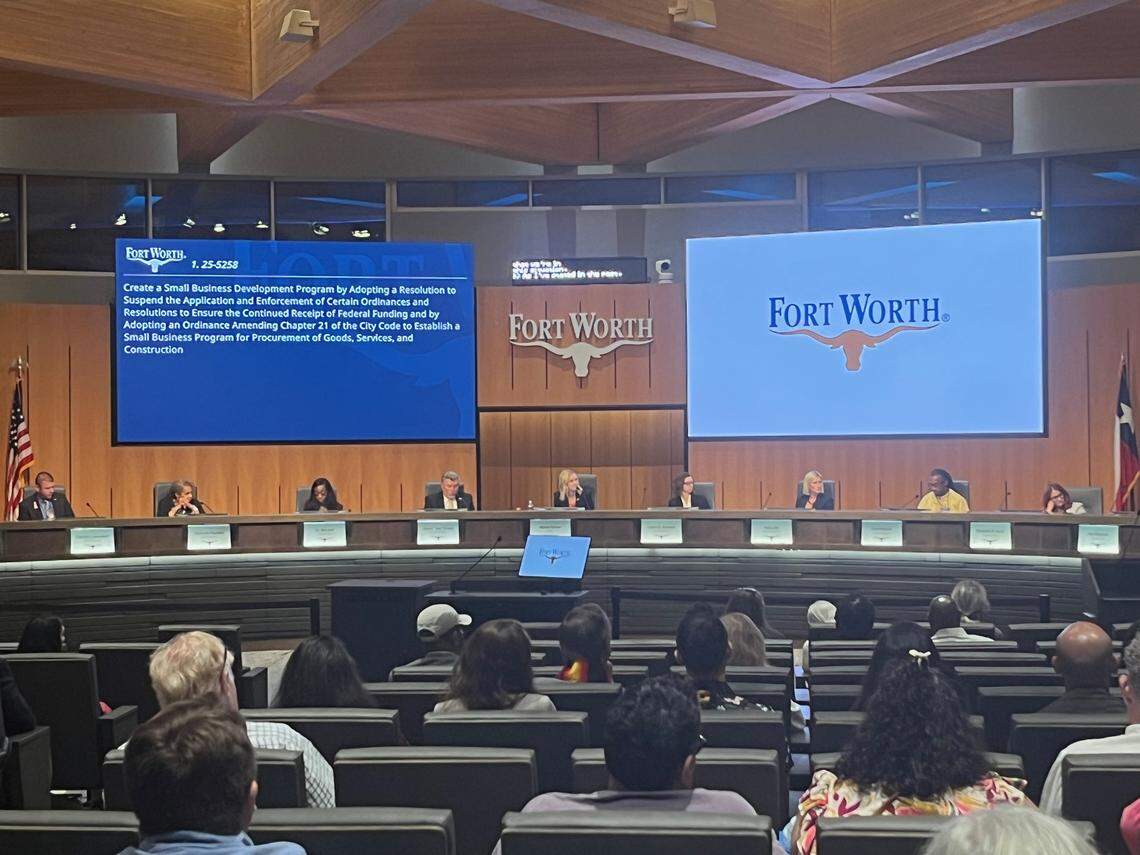 If Fort Worth council wants a pay raise, here's the right approach ...