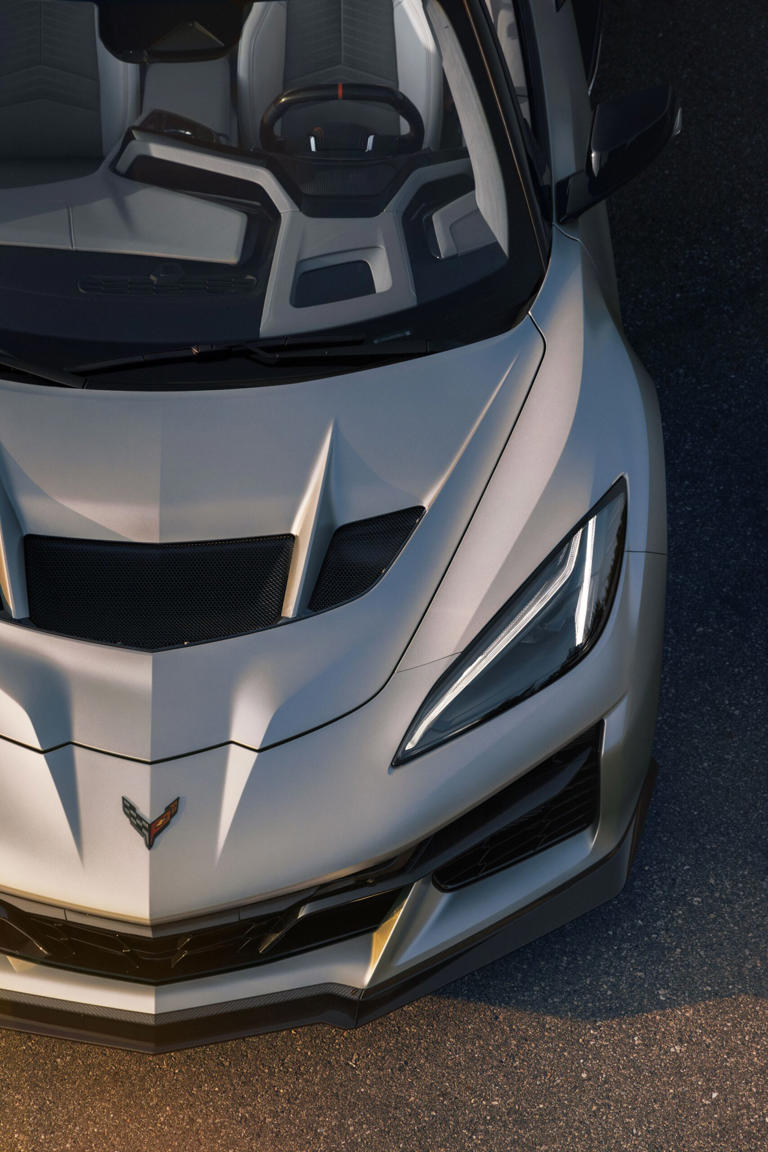 ZR1X Quail Silver Limited Edition to feature 1,250-hp hybrid powertrain