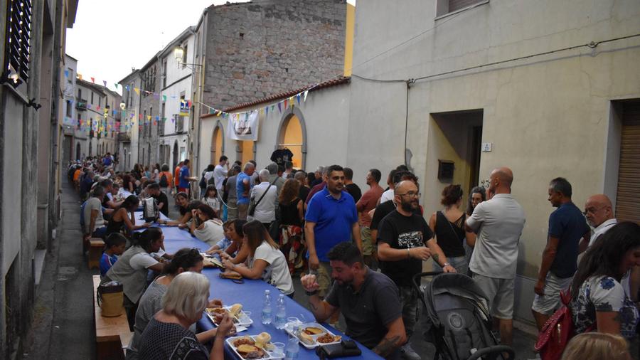 Scano Montiferro, la sagra del pane e la magia delle stelle cadenti