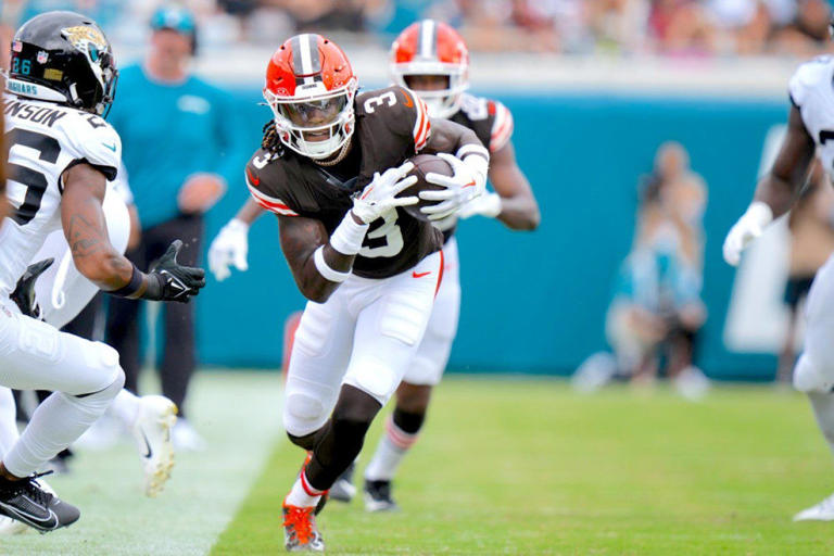 Jerry Jeudy dealing with hamstring injury