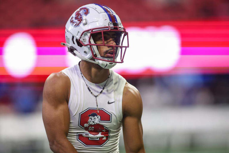 SC State football faces challenges on its quest to repeat as MEAC champs