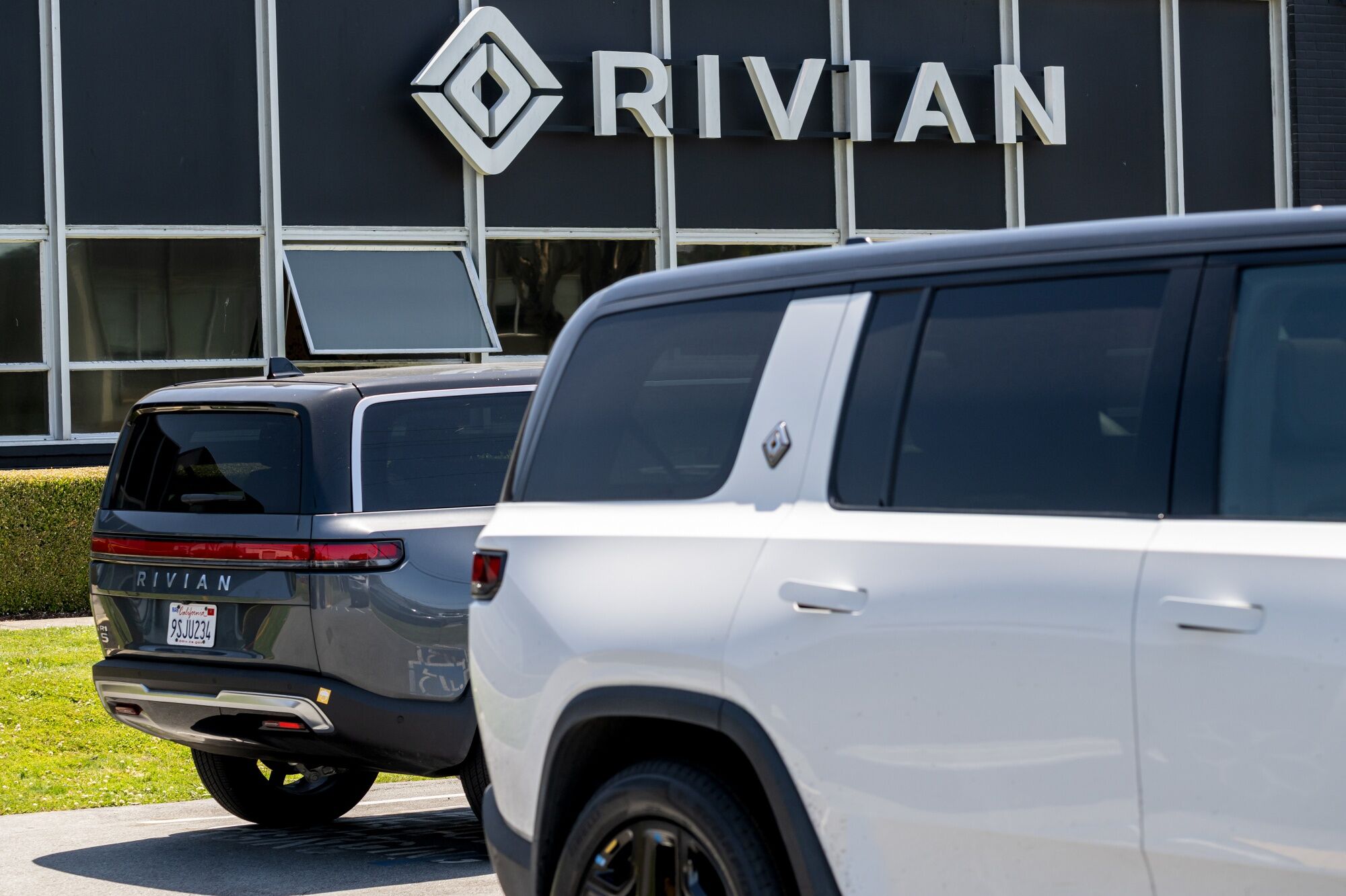 Rivian Slips After Walking Back Full-Year Profit Guidance