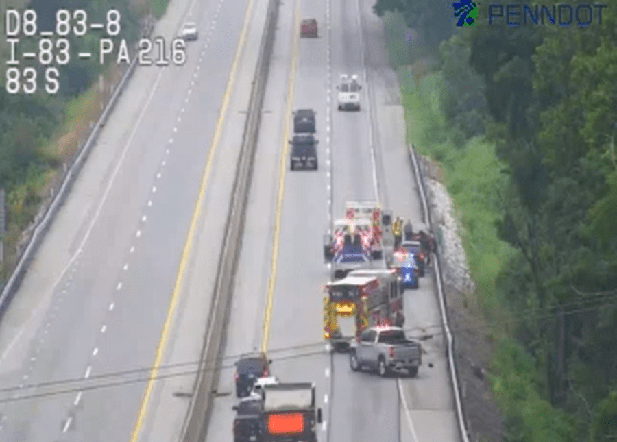 Lanes reopen on I-83 in York County after crash