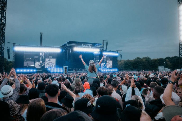 Oasis fan who bought £1k tickets says catching Liam Gallagher's maracas ...