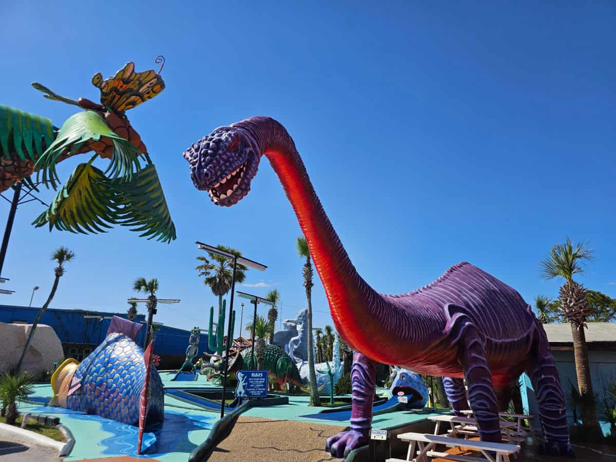 Goofy Golf Panama City Beach: A retro family fun tradition since 1959