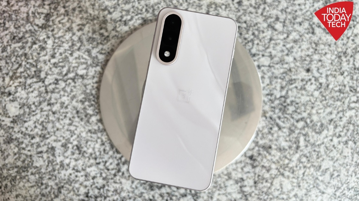 OnePlus Nord 5, Poco F7 and 3 more: Best phones to buy under Rs 40,000 ...