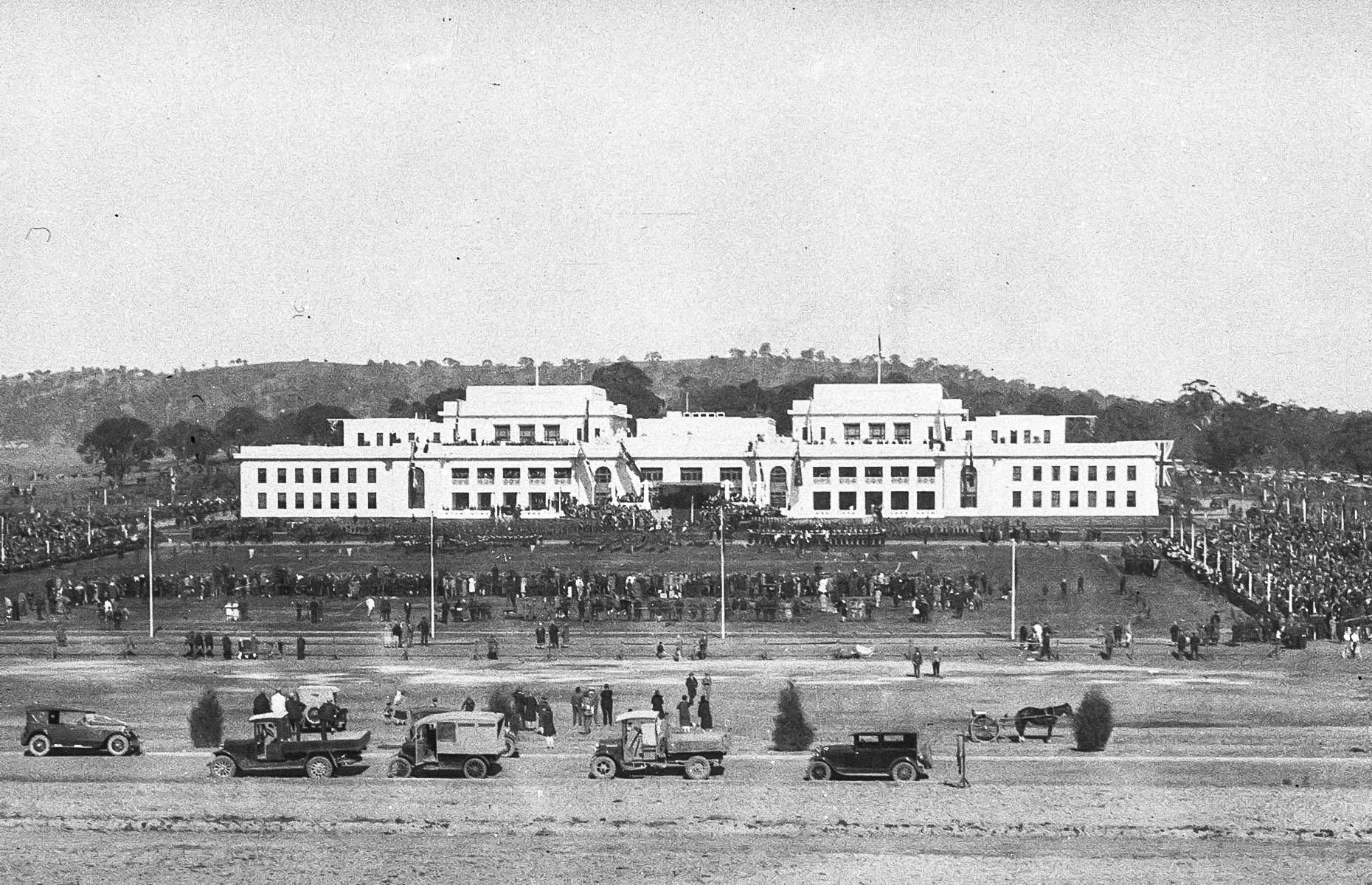 Then and now: Australia's most iconic landmarks
