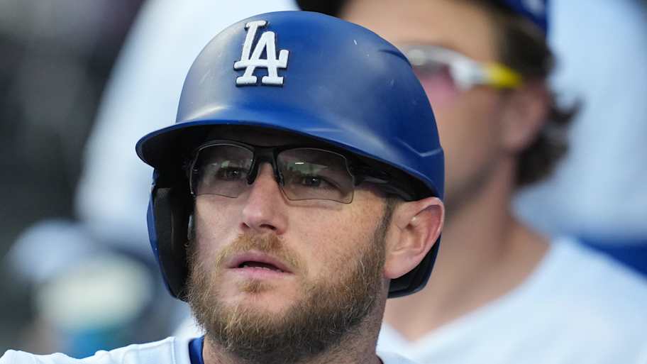 Max Muncy Ties Hall of Famer in Los Angeles Dodgers Home Run History