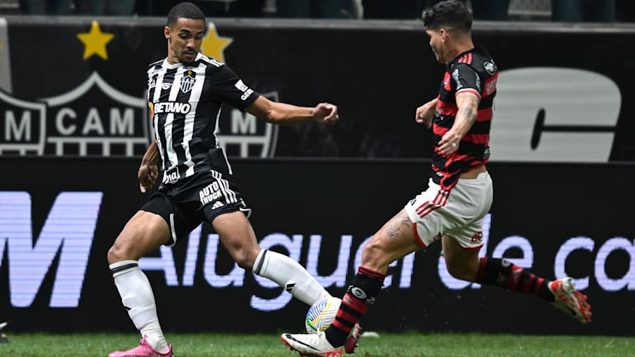 Na contramão de Biel, Rômulo deixa Atlético-MG e é anunciado pelo Sporting