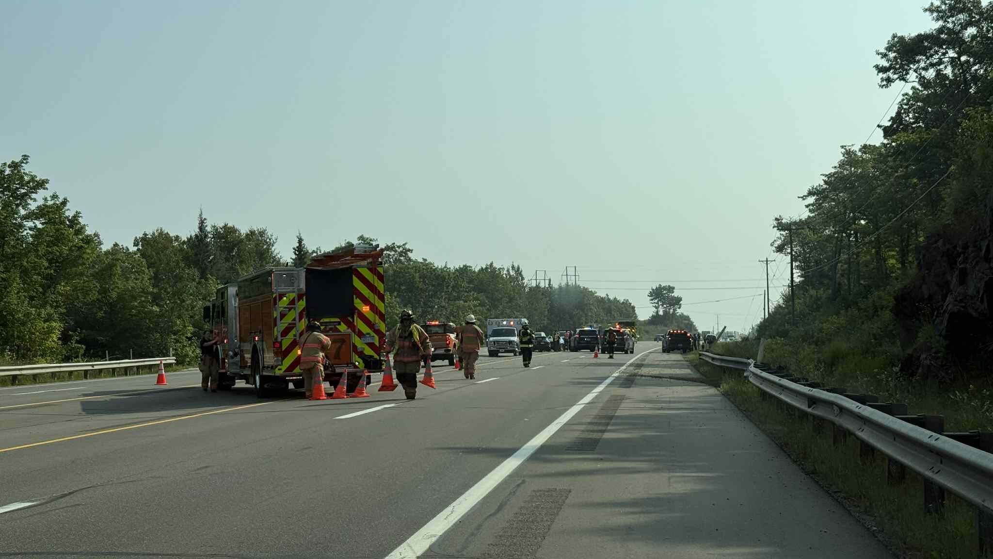 UPDATE: MSP trooper struck during multi-vehicle crash in Marquette ...
