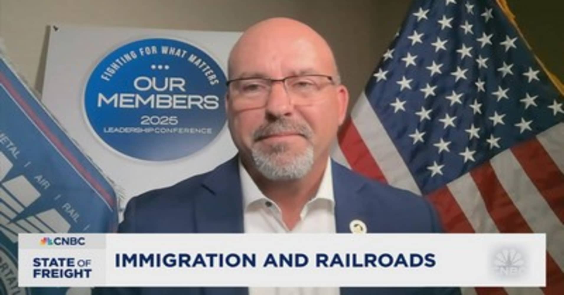 Union Pacific-Norfolk Southern merger puts freight jobs at risk across ...