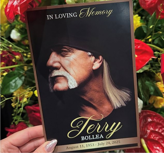 Hulk Hogan's mourners praise 'most beautiful funeral ever'