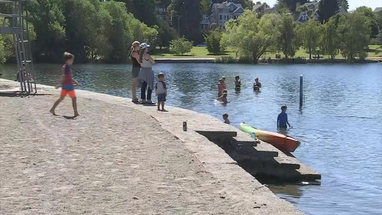 Here’s which King County beaches are safe to swim this week, and which ...