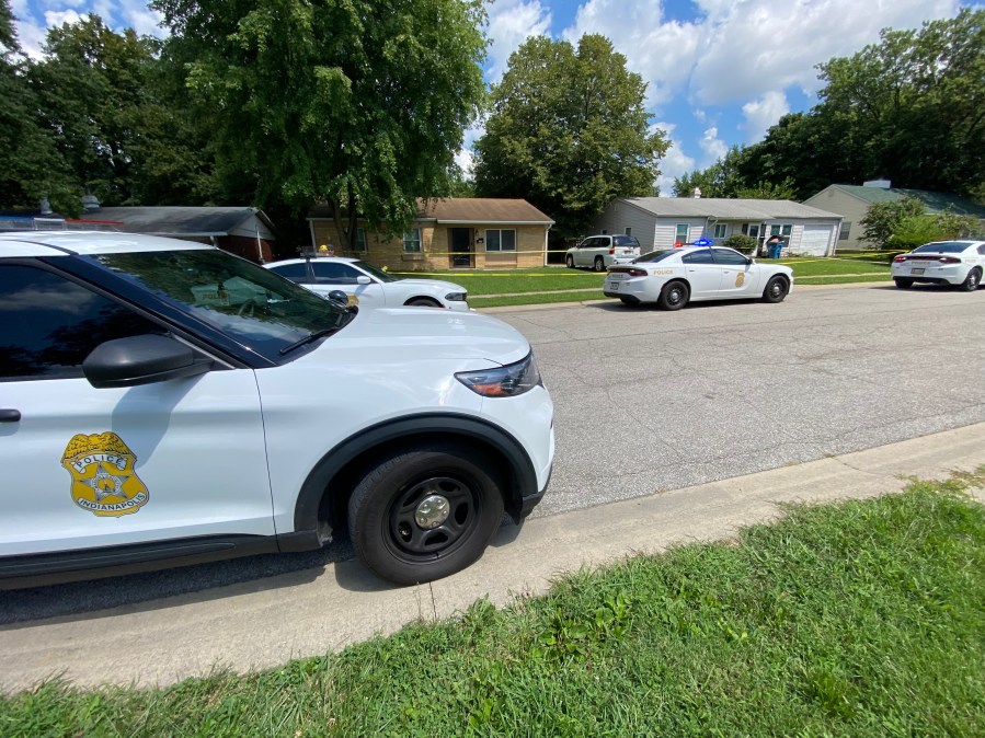 Docs: 17-year-old shot father multiple times after argument over schooling