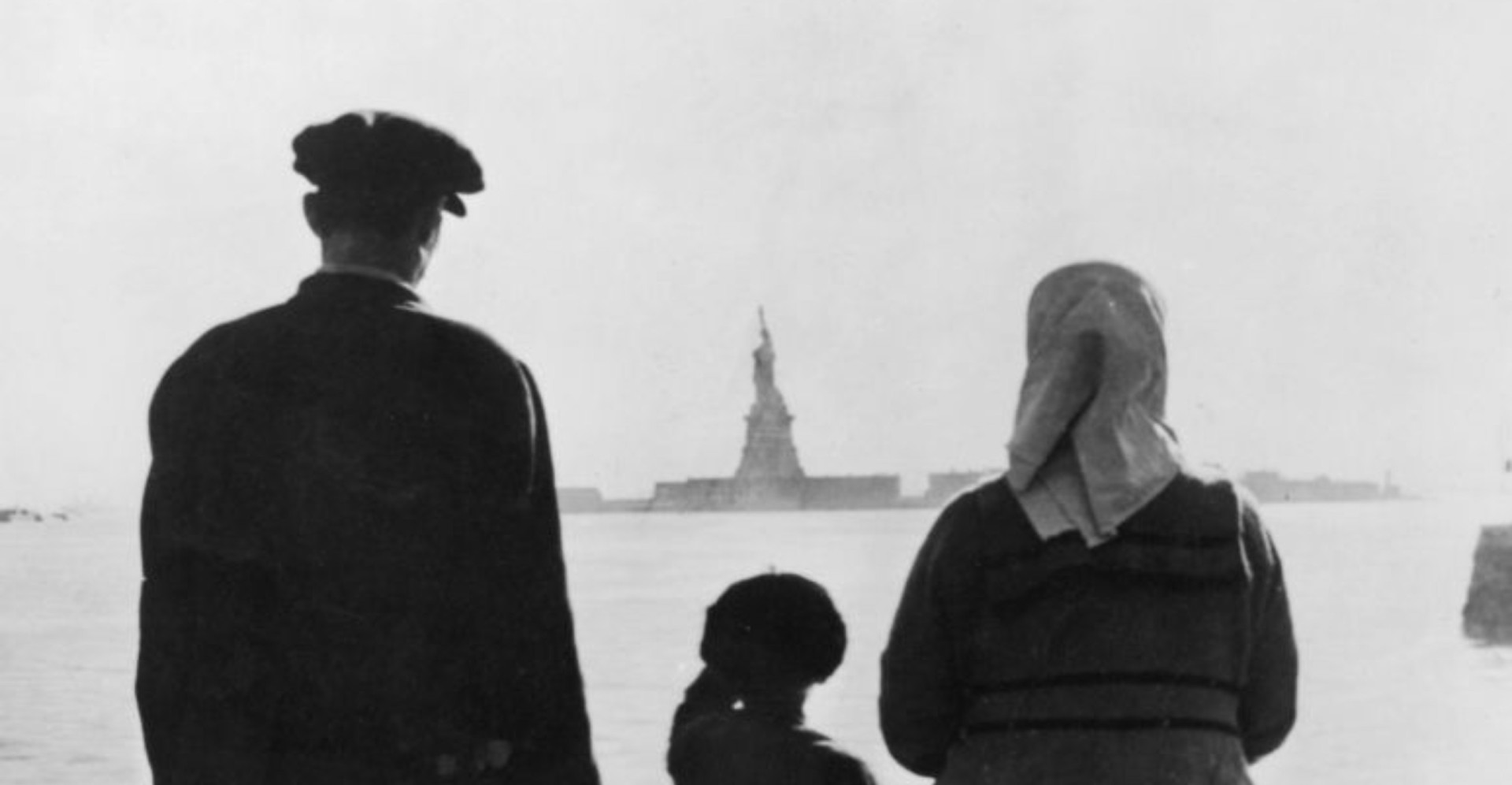 Life at Ellis Island immigration station
