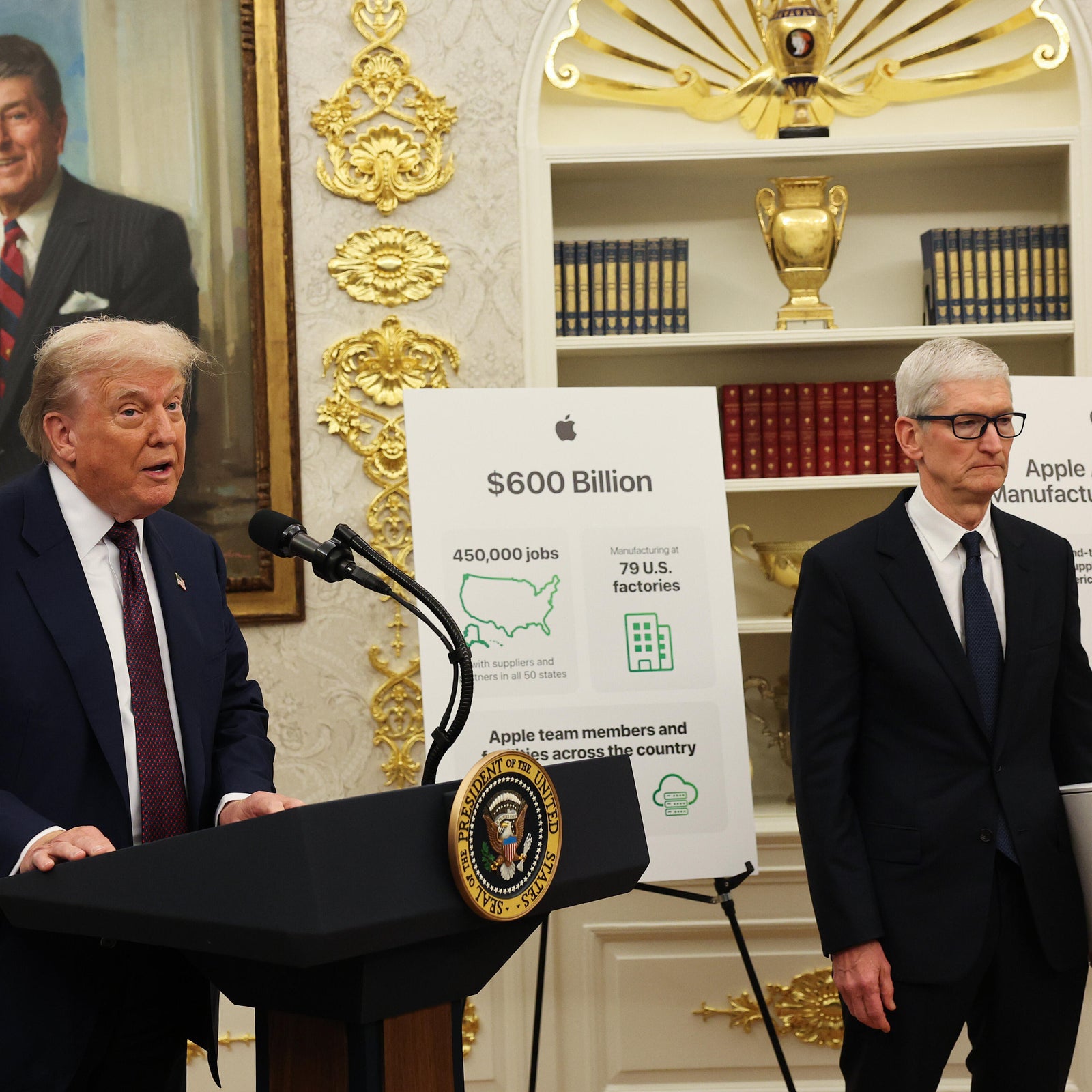 Trump, Apple announce new $100B commitment to U.S. manufacturing
