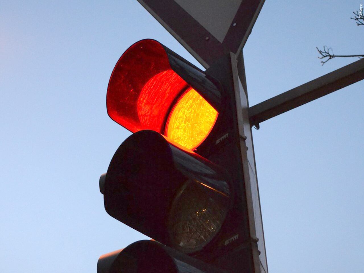 Power outage affecting traffic lights near River Road in Brunswick County