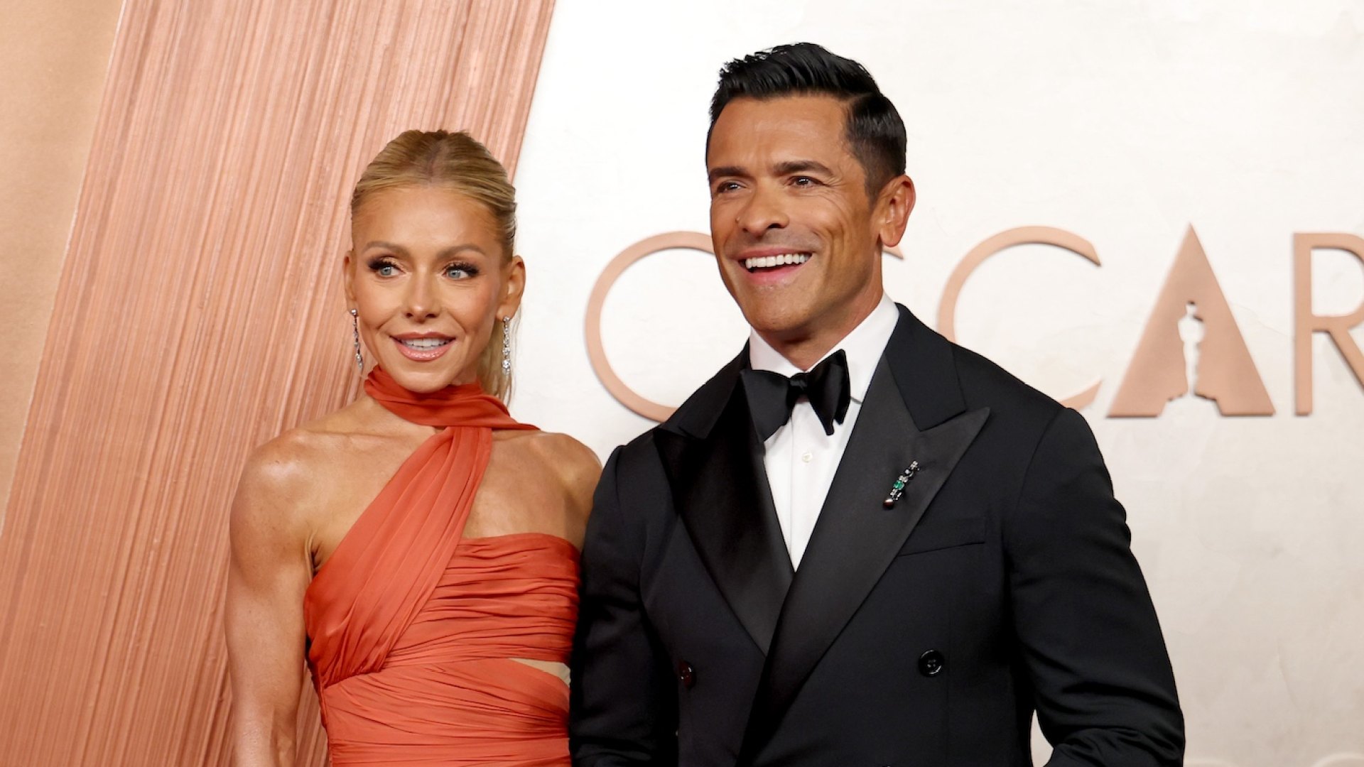 Kelly Ripa Absent From 'Live' After Husband Mark Consuelos' Break