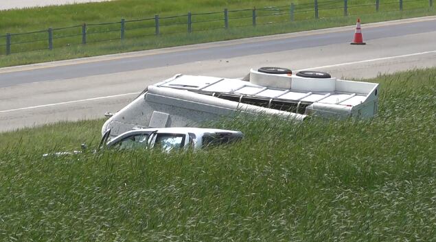 Driver makes it out alive after vehicle goes into ditch from flood ...