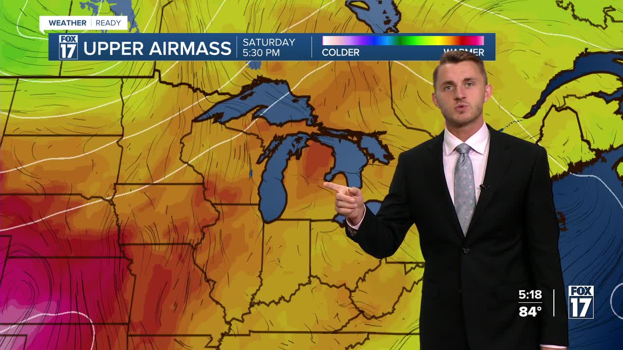 Wednesday Evening Forecast: Warmer, humid air moving in