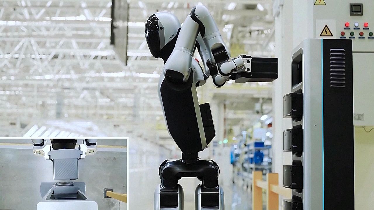 China unveils humanoid robot with self-swapping battery