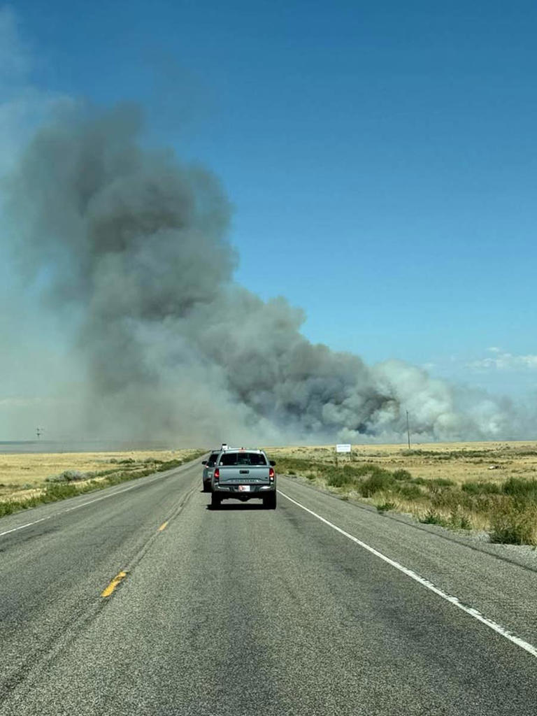 Lava Trail Fire west of Idaho Falls blocking traffic, INL buses delayed