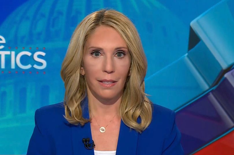 CNN interrupted for breaking news as anchor suffers awkward technical ...