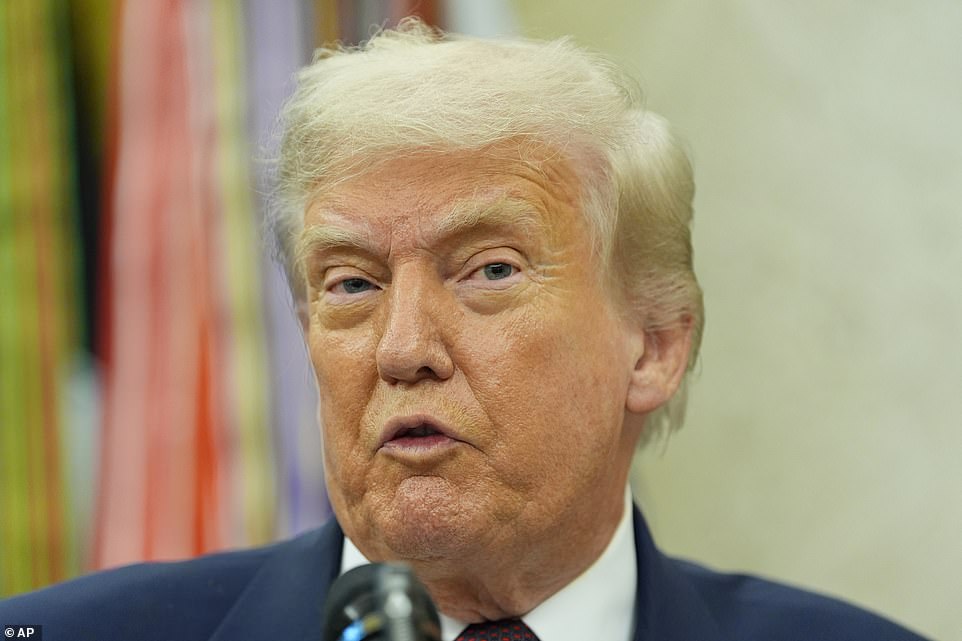 Trump suggests why Howard Stern could be 'canceled'