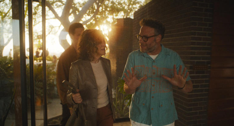 How Seth Rogen pulled double duty with ‘The Studio’ and ‘Platonic ...