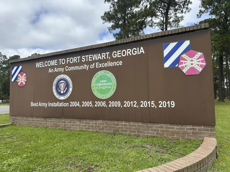 5 soldiers shot in 'active shooting incident' at Fort Stewart in ...