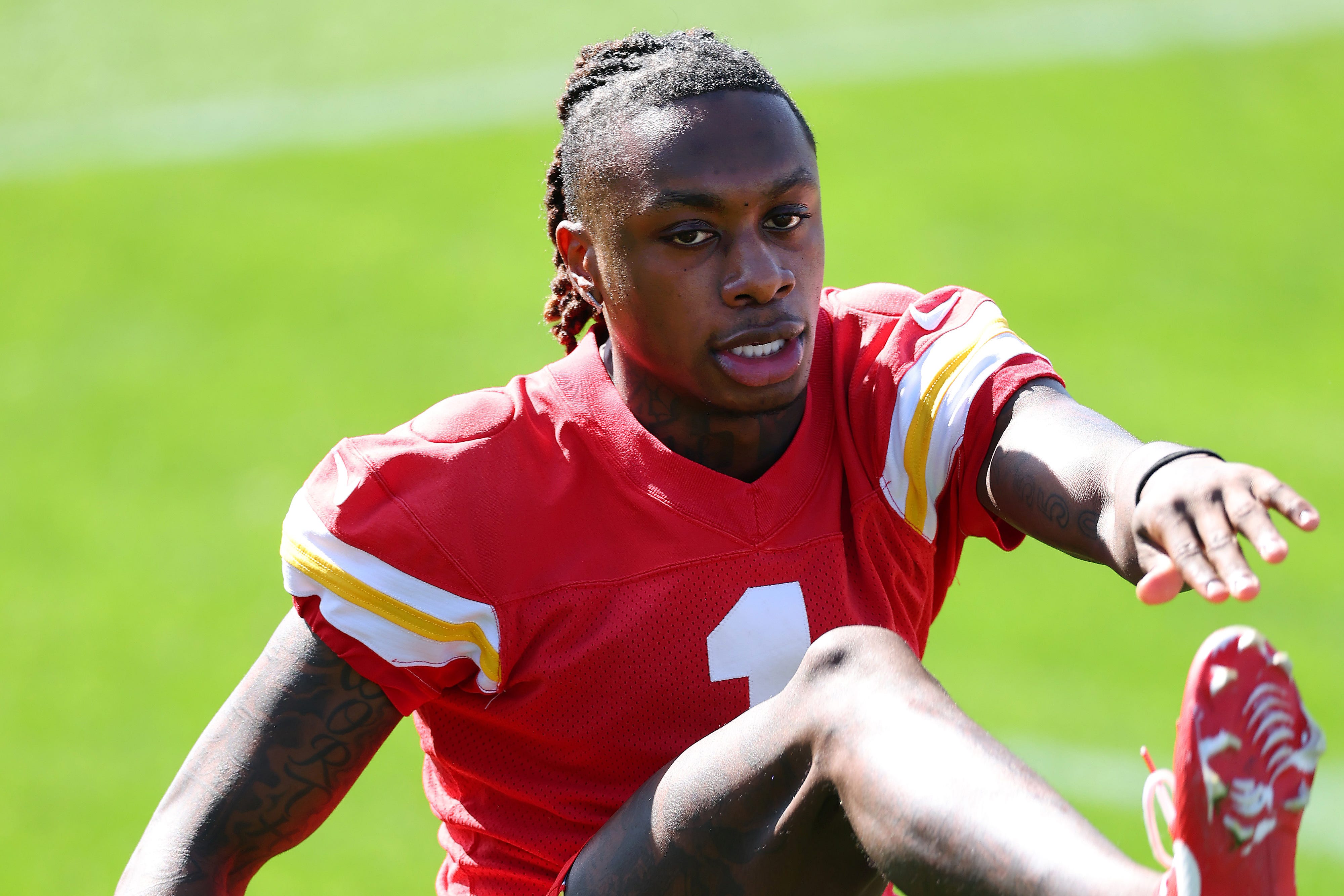 Chiefs WR Xavier Worthy earns top speed rating for latest release of EA ...